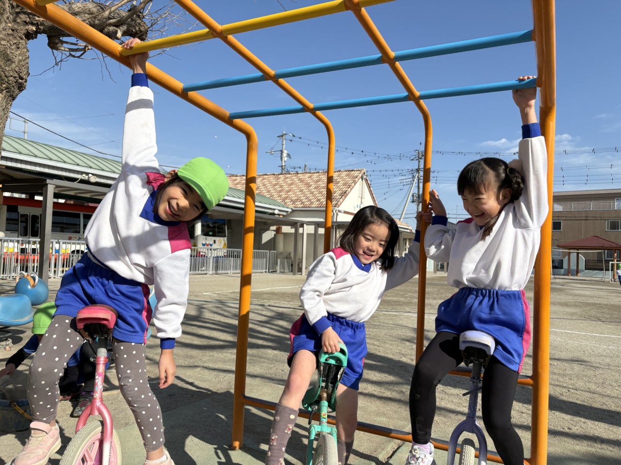 まことこども園｜幼児棟フォトアルバム